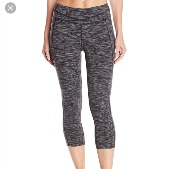 Lucy | Pants & Jumpsuits | Lucy Tech Crops | Poshmark